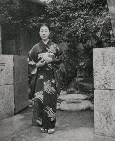あちこ On Twitter 日付変わってしまいましたが、山田五十鈴さんのお誕生日おめでとうございます㊗️ 夏の薄物をすっきり着こなす