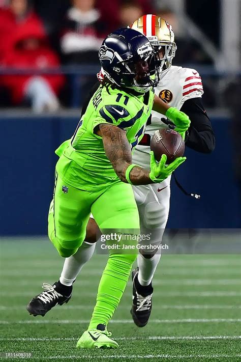 Jaxon Smith Njigba Of The Seattle Seahawks Hauls In A One Handed In