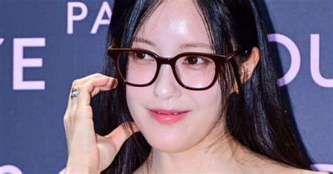 효민 러블리 하트 사진