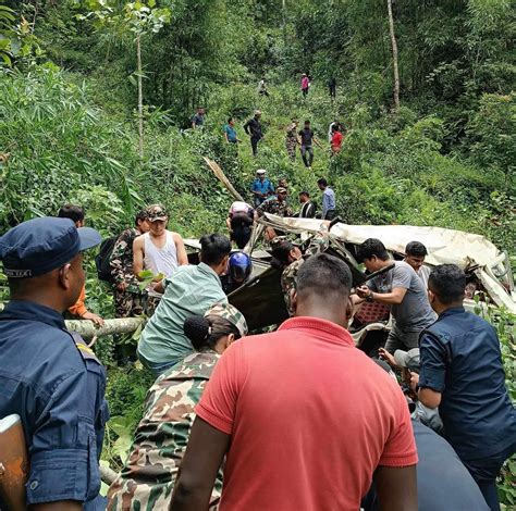 पाँचथरमा ट्याक्सी दुर्घटना हुँदा एकजनाको मृत्यु १३ जना घाइते