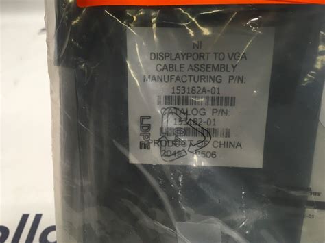 National Instruments Display Port To Vga Cable Assembly 153182a 01