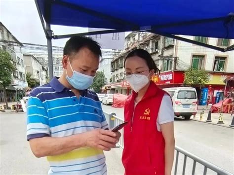 巾帼勇担当 “疫”线绽芳华丨点点微光，汇聚“她”力量澎湃号·政务澎湃新闻 The Paper