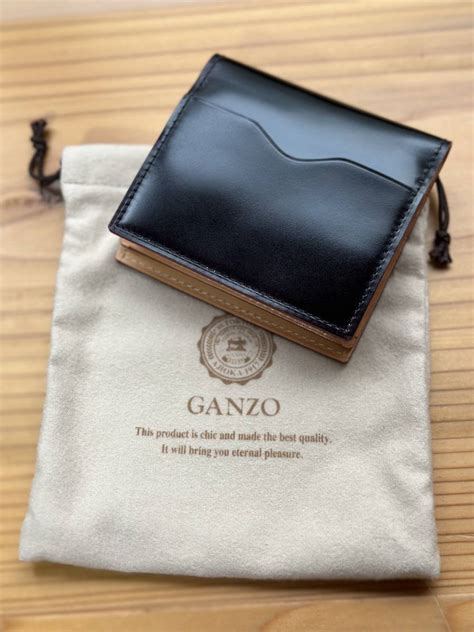 【未使用に近い】ganzo・コードバン・cordovan・正規品・box小銭入れ付きコンパクト札入れ・二つ折り・財布・黒・ブラック・未使用品に
