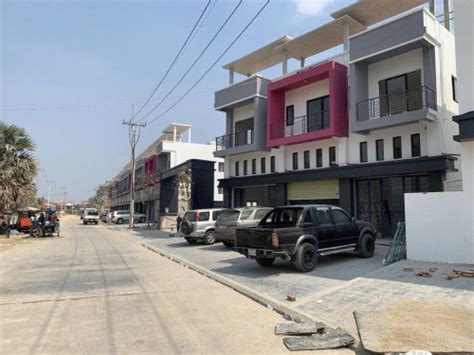 Borey Decastle Near Airport Price 300 00 In Kakab 2 Por Senchey
