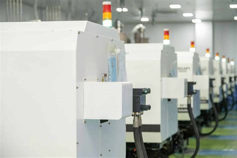 Complete Guide To Injection Molding Machines Types Features And Applications Bfy Mold