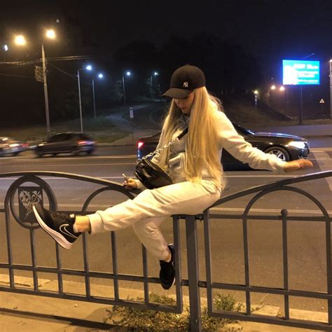 Justbecause主播：免费直播性爱表演和聊天 Stripchat