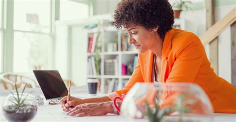 Aulas online Como preparar as crianças O Debate