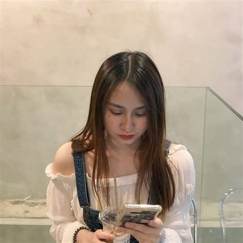 Chelsey Cheng • Threads Say More