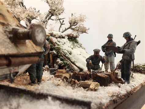 35280 German Tank Crew Kharkov 1943 35249 German Tank Crew Winter