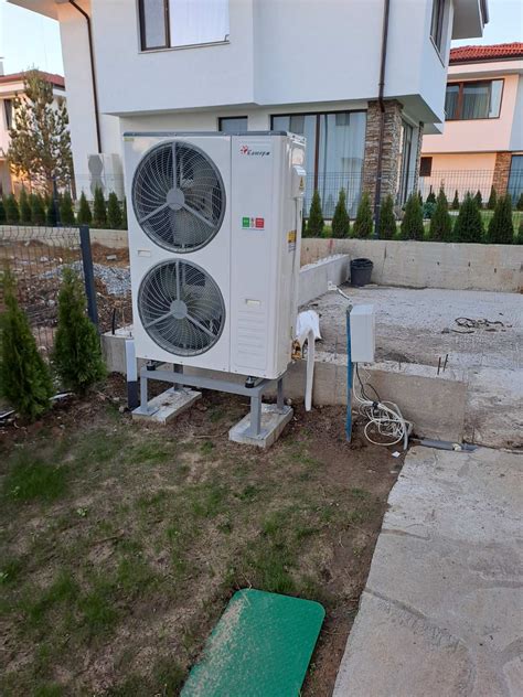 Термопомпа и слънчева инсталация на къща в Delta Hill Elterm Bg