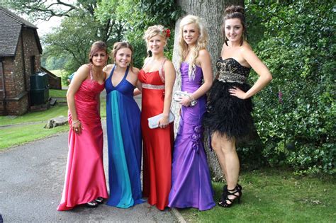 Magic Prom Party Dresses Inspired By Real Prom Party Photos