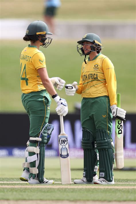 Laura Wolvaardt And Sune Luus Have A Chat During Their Third Wicket Association