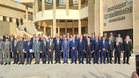 وزير التعليم يترأس اجتماعا هاما لهيأة الرأي ويوجه بدعم وتطوير بيئة