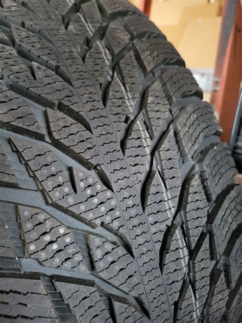 Nokian Hakkapeliitta R3 SUV 255/50R19 Tire for sale online | eBay