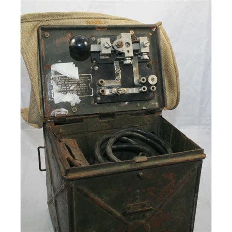 ww2 british cased signal lamp and morse code key unit