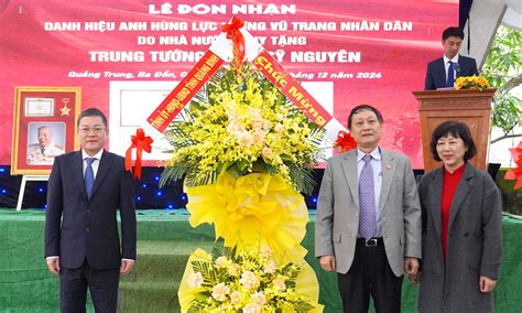 Đón Nhận Danh Hiệu Anh Hùng Lực Lượng Vũ Trang Nhân Dân Truy Tặng đồng