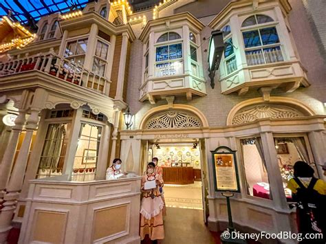 Review Eastside Cafe At Tokyo Disneyland Resort Disney By Mark