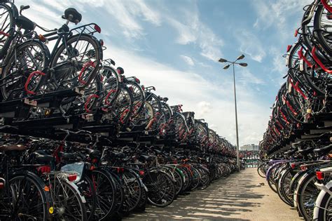 最爱骑行的国家：自行车比人口还要多，共享单车却在此国失败汽车