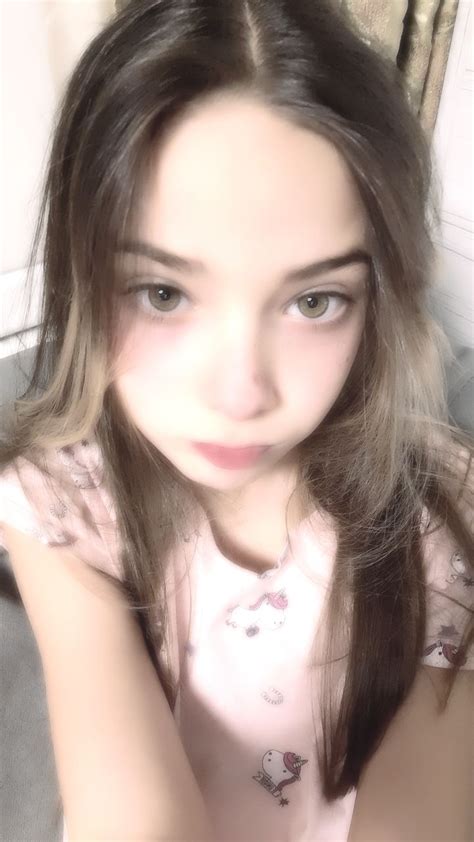 Pin On Girls Aesthetic