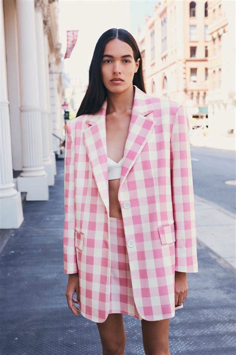 Cuadros Vichy Así Se Combina El Print En Tendencia Del Verano 2022 Vogue