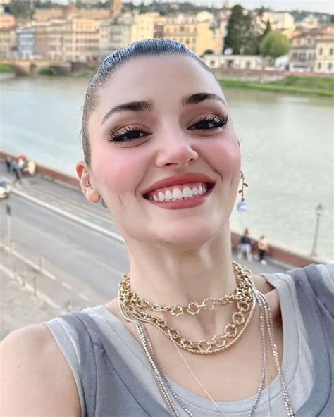 Hande Ercel Pretty Rhandeercelx