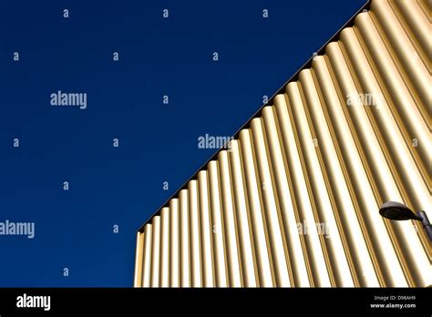 Aluminium Cladding Hi Res Stock Photography And Images Alamy