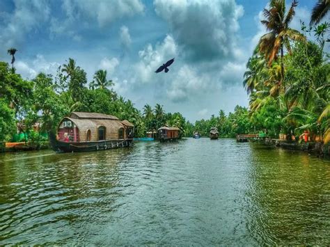 Beautiful Experiences To Indulge In During Kerala Backwater Tours