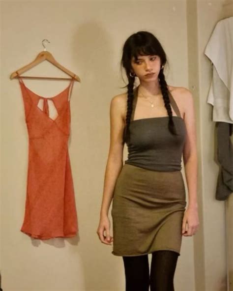 Pin On Zoey Outfits