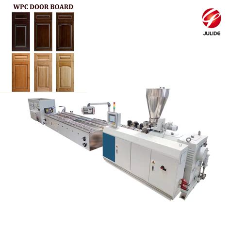 WPC PVC Hollow Door Panel Plastic Extruder Making Machine And Plastic Extruder