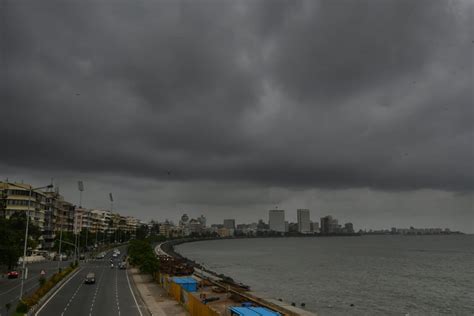 Mumbai IMD Predicts Moderate Rains With Cloudy Skies For Next Two Days