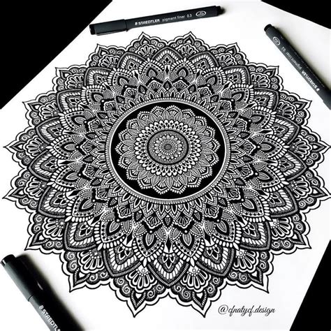 Páči sa mi to 3 889 komentáre 19 blxckmandalas na Instagrame incredible work by
