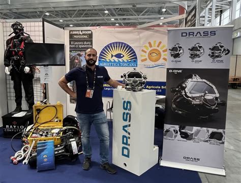 Drass On Linkedin Eudishow Event Diving Divinghelmet Diver Done