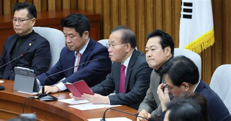 비례정당 창당 작업 돌입한 與국민의미래 선관위에 승인 요청