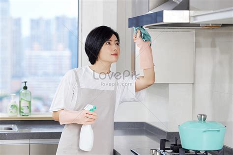 Female Housekeeping Kitchen Disinfection Cleaning Picture And Hd Photos