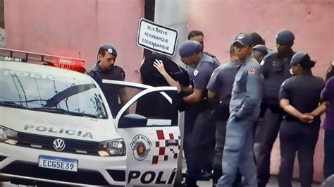 Adolescente Invade Escola Em Sp E Esfaqueia Professores E Aluno