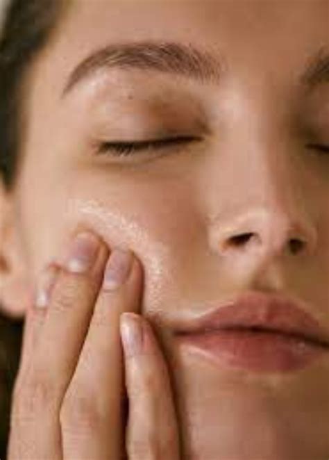 Organic Neroli Brightening Facial Oil Lily