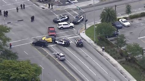 Suspect Killed In Police Involved Shooting In North Miami Beach Nbc 6
