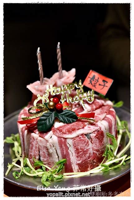 美食 韓式部隊鍋八色燒肉首推娘子韓食。壽星優惠免費贈送燒肉蛋糕 Elsa菲常好攝
