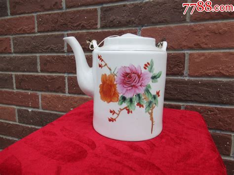 【茶壶收藏】六七十年代带底款带一对老铜提子手绘花卉图提梁大茶壶 价格150元 Se96598357 茶壶 零售 7788收藏收藏热线
