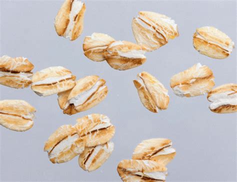 Colloidal Oatmeal For Skin Benefits And Uses Prequel