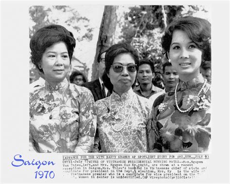Sample Right Side Vietnamese Heritage Museum