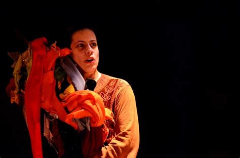 A Obscena Senhora H Paixão e Obra de Hilda Hilst inicia circulação