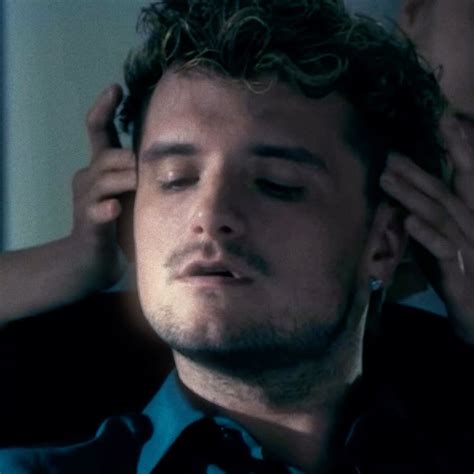 Josh Hutcherson As Derek Danforth Josh Hutcherson Josh Most Beautiful Man