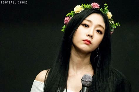 흑발로 염색한 러블리즈 지수 인스티즈 Instiz 이슈 카테고리