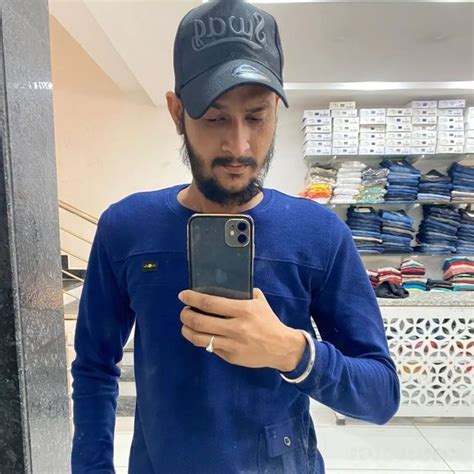Vinay Vaishnav™ 🔵 Indoribaba09 • Threads Say More