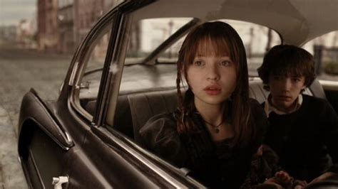 500px Emily Browning