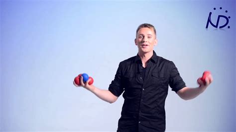 7 Ball Juggling Demonstration How To Juggle Youtube