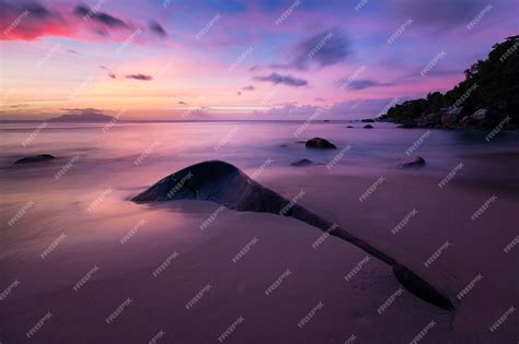 Premium Photo Tropical Beach Sunset Seychelles