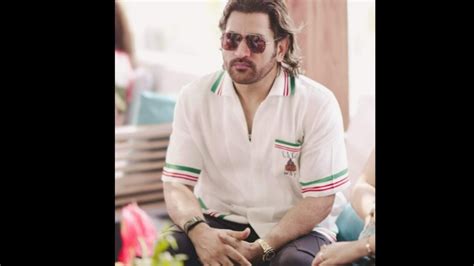 Ms Dhoni Sports Long Hair Look Netizens Cant Get Over His ‘swag