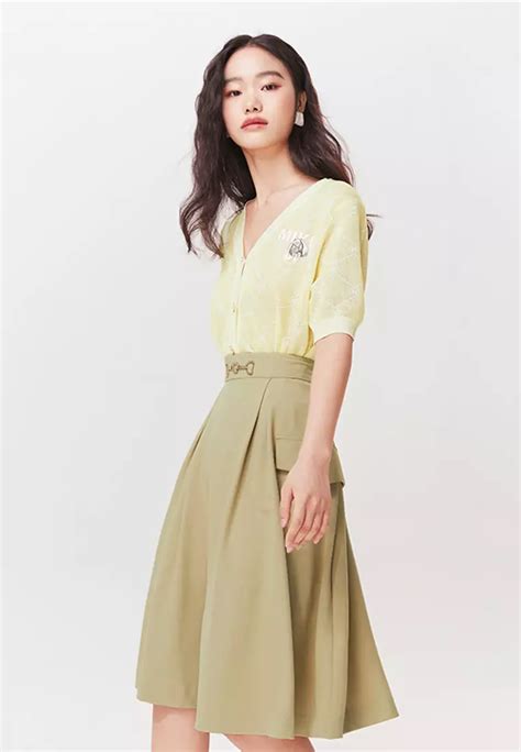 Buy Hopeshow Midi Chino Pleated Skirt 2025 Online Zalora Philippines